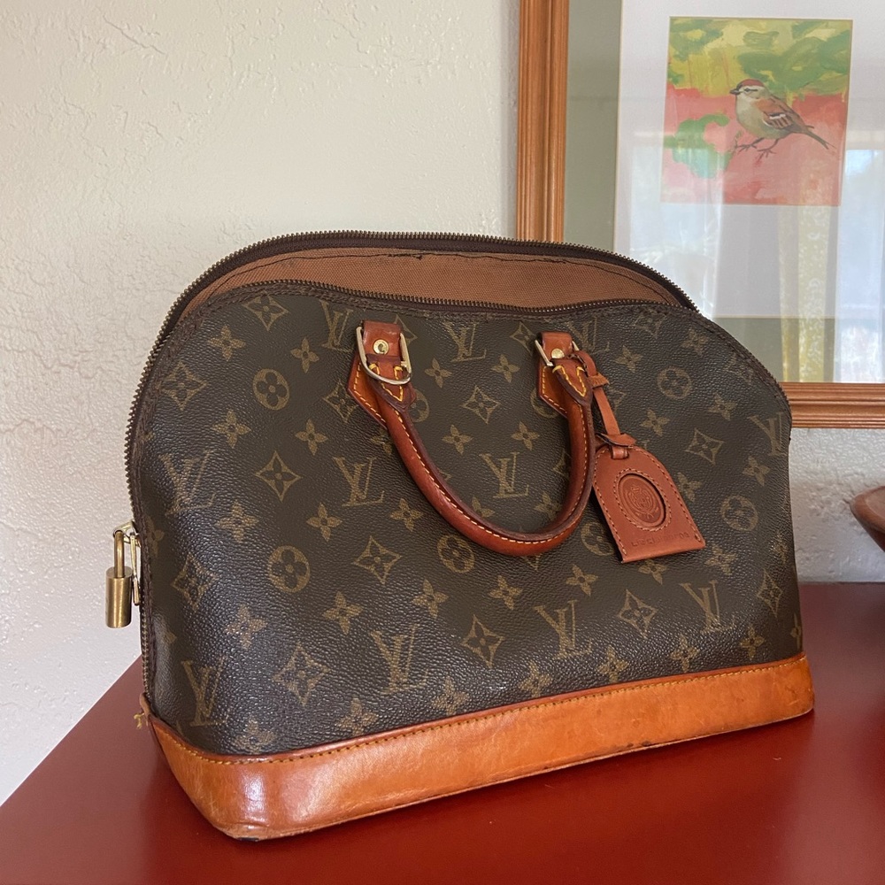 Authentic Vintage Designer Louis Vuitton Classic Alma… - Gem